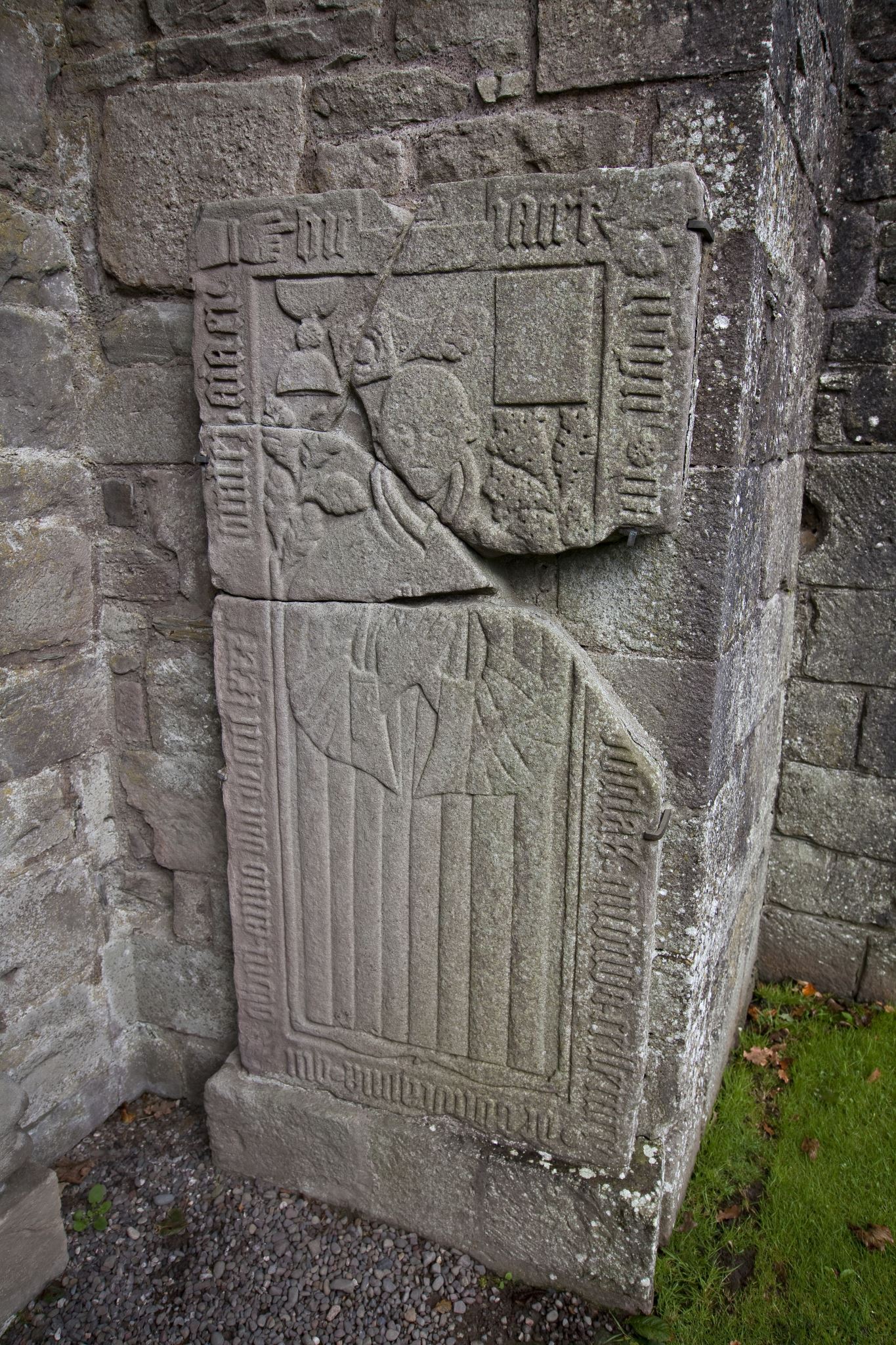 Dundrennan Abbey | neOnbubble