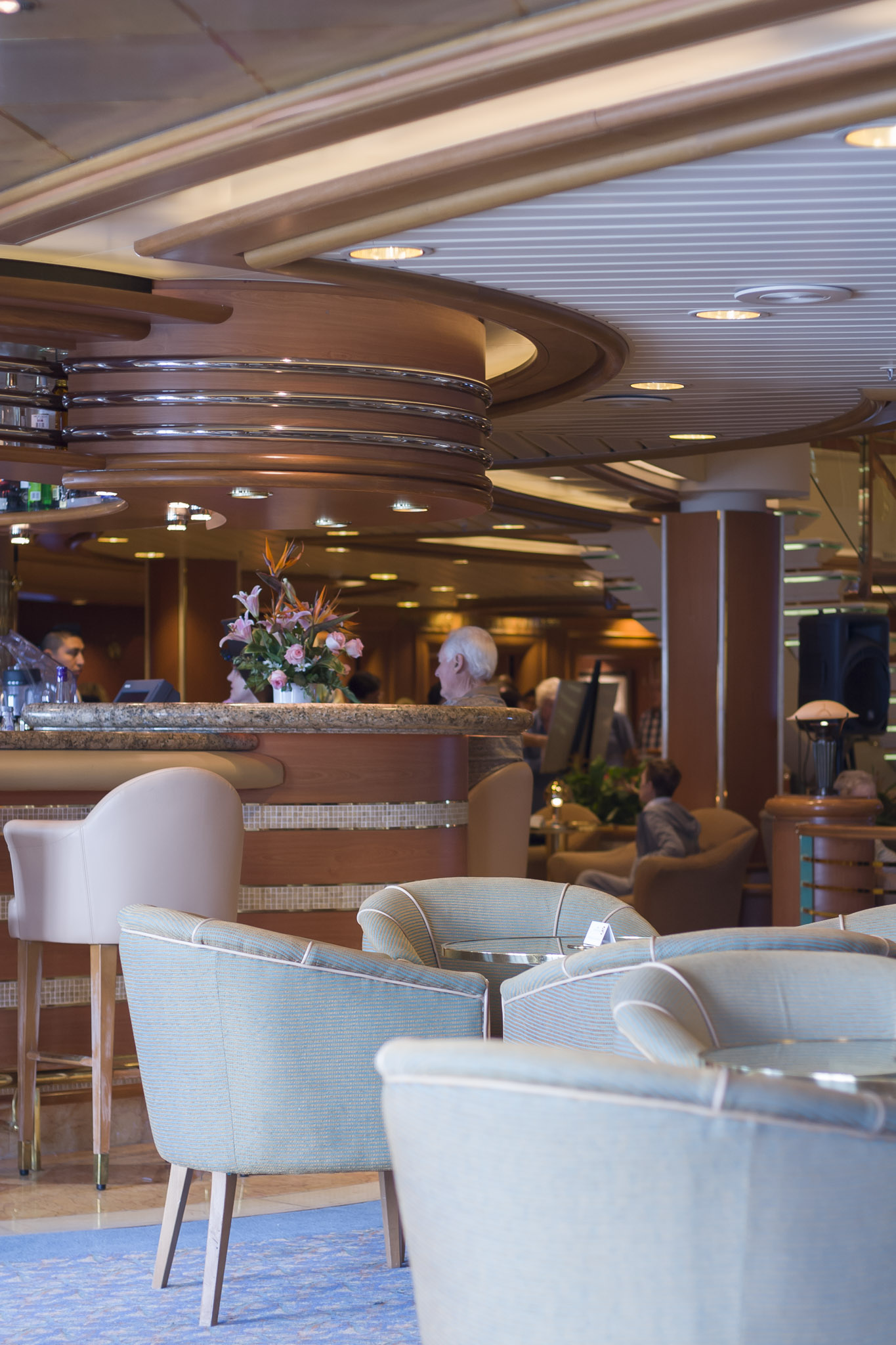 Inside Diamond Princess | neOnbubble
