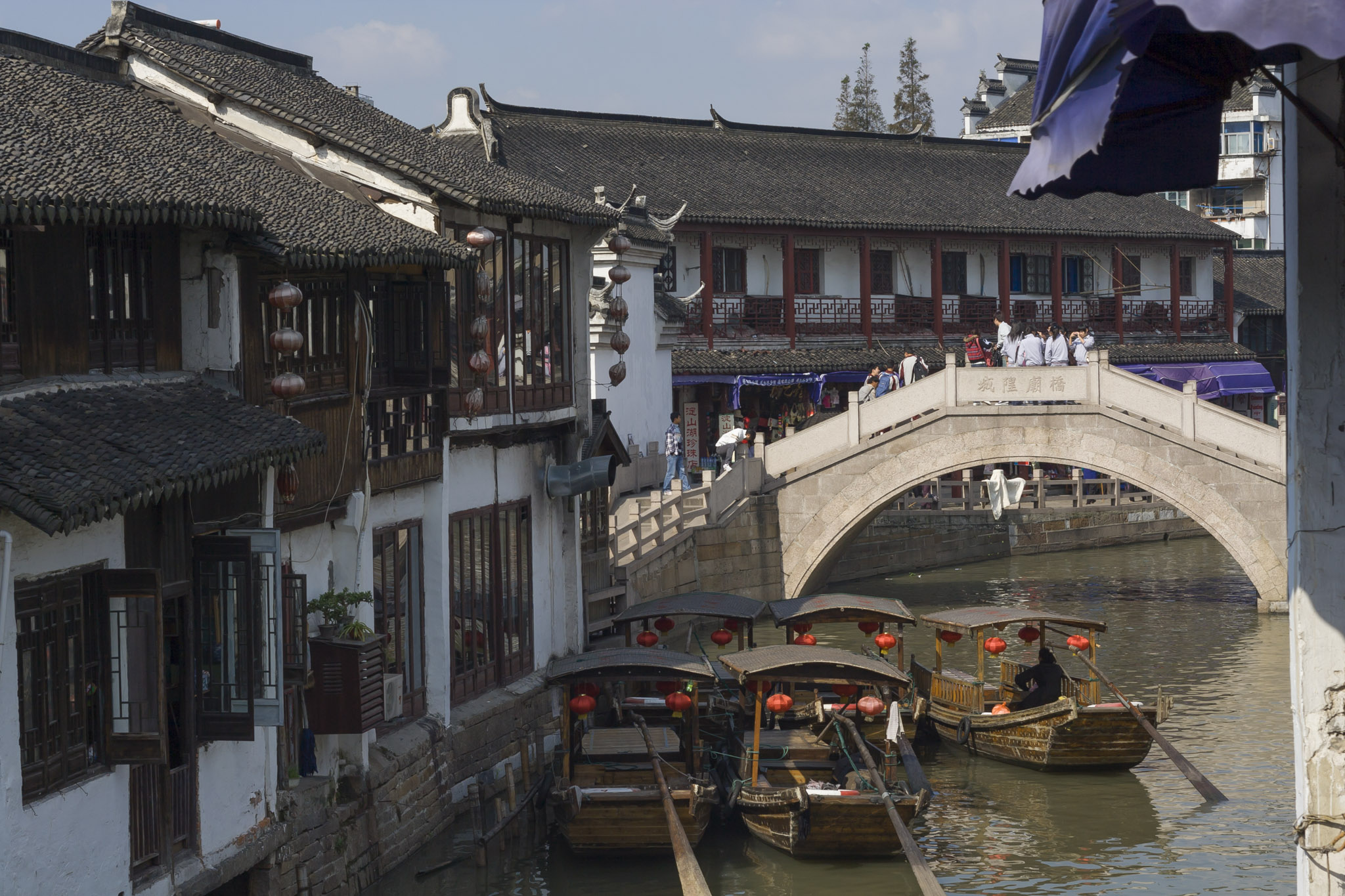 Zhujiajiao, Shanghai, China | neOnbubble