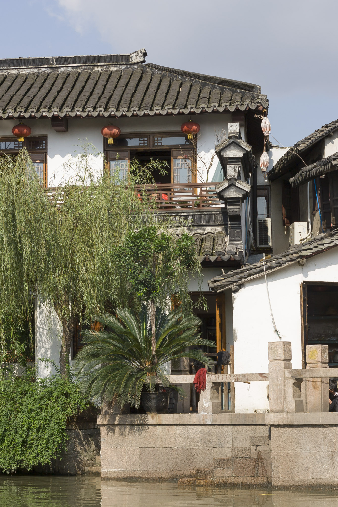 Zhujiajiao, Shanghai, China | neOnbubble