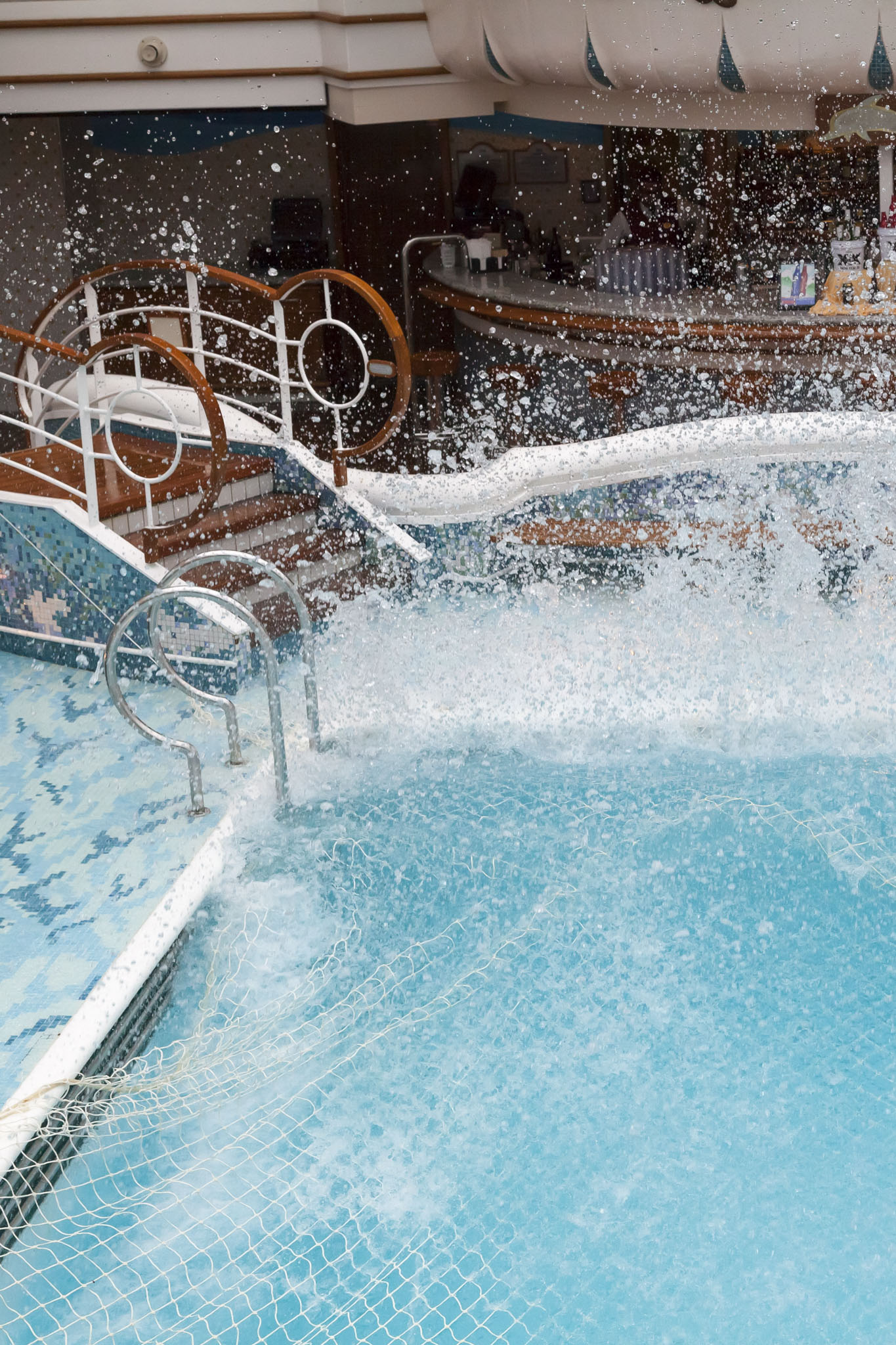 Rough Seas On The Star Princess Cruise Ship | neOnbubble