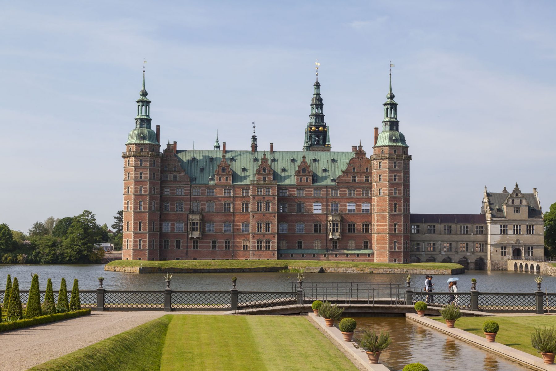 Frederiksborg Castle, Denmark (Outside) | neOnbubble
