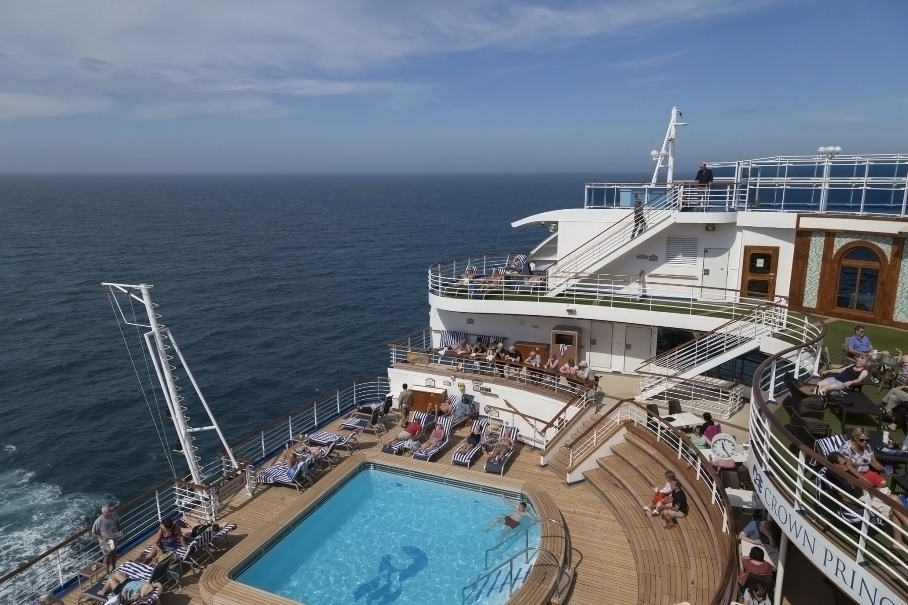 Crown Princess Cruise Ship On A Sea Day | neOnbubble