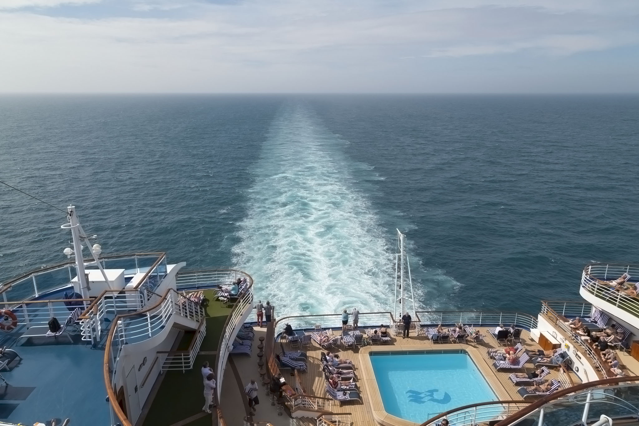 Crown Princess Cruise Ship On A Sea Day | neOnbubble