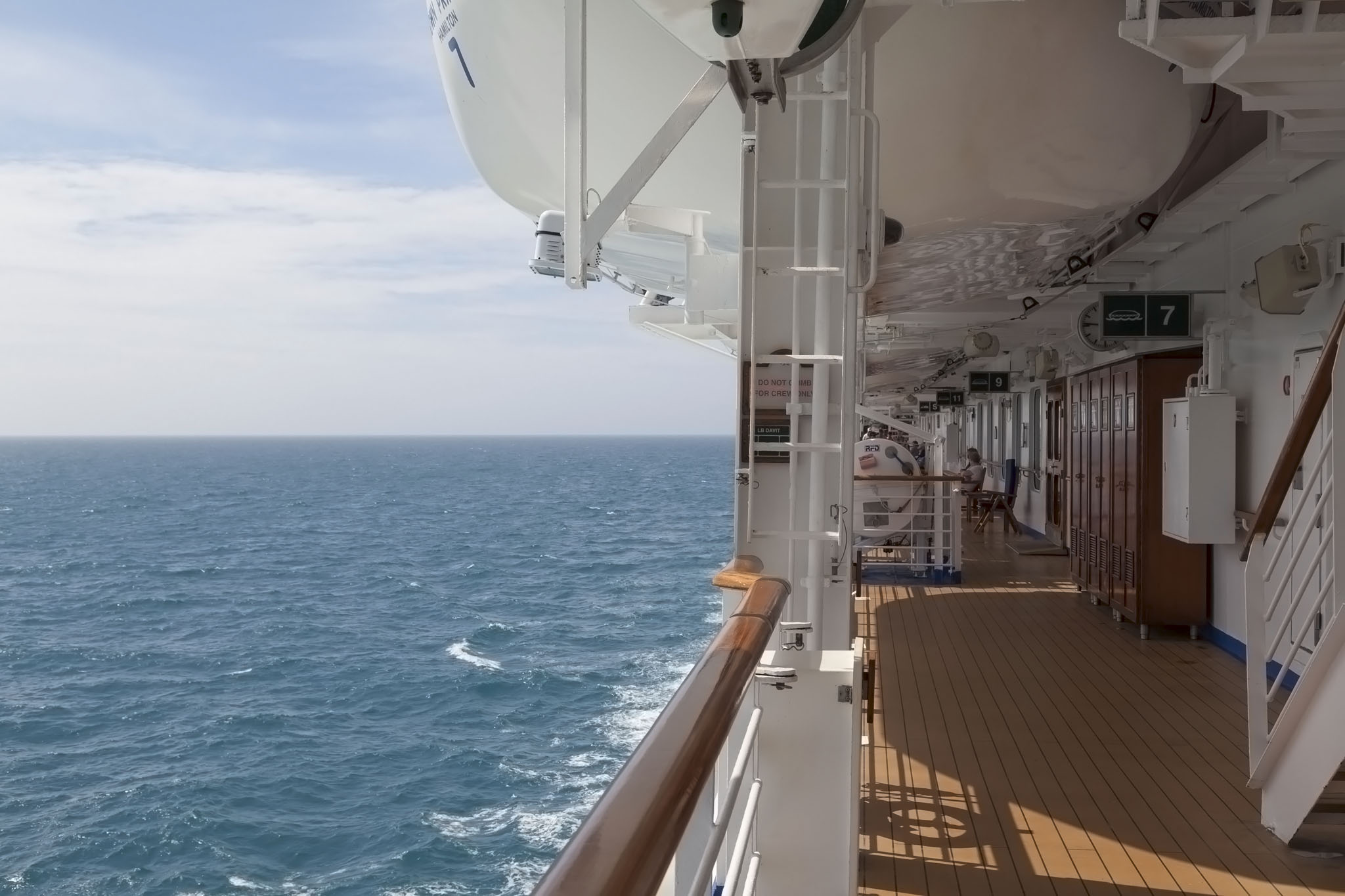 Crown Princess Cruise Ship On A Sea Day | neOnbubble
