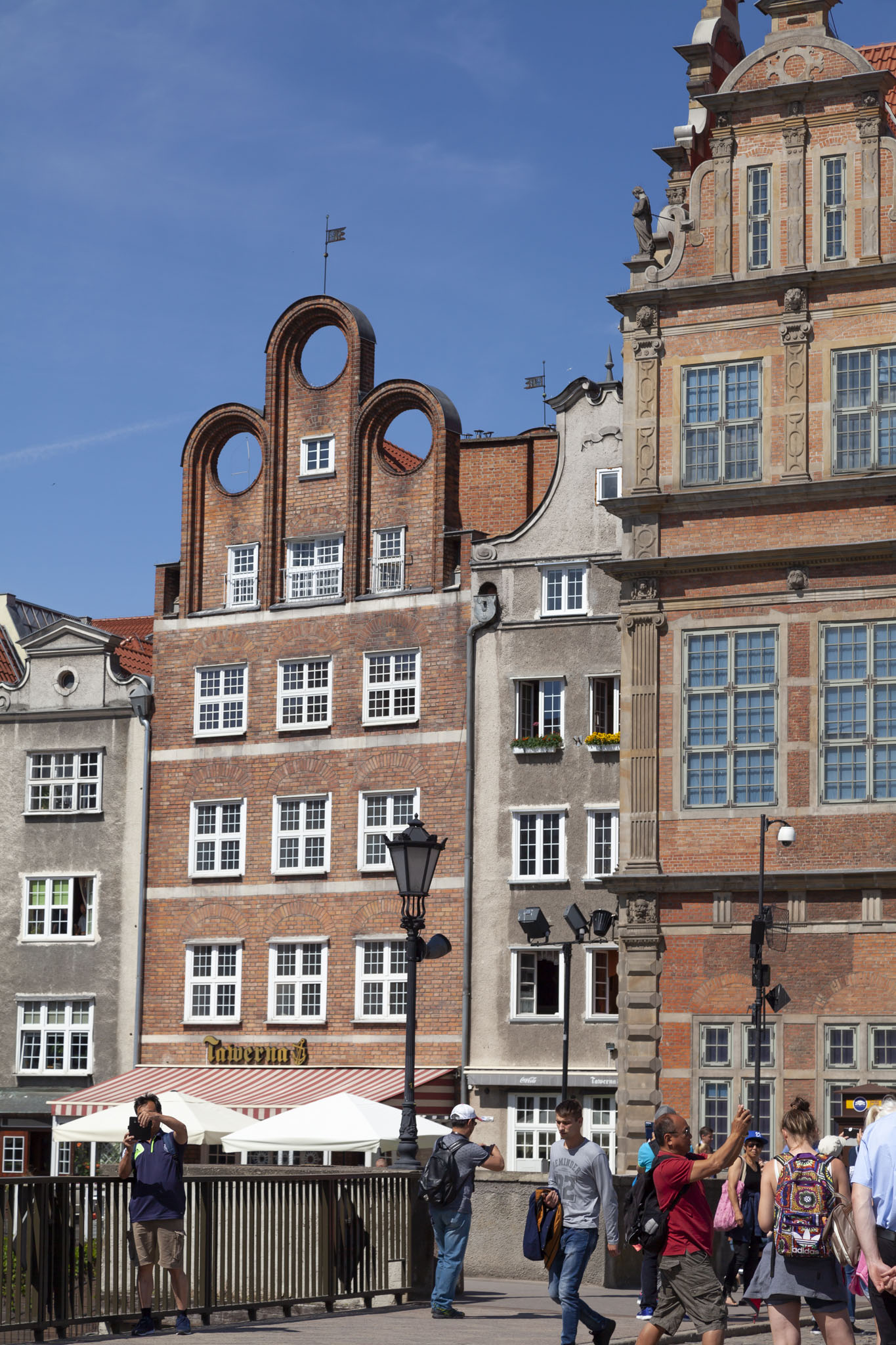 A Walking Tour Of Gdańsk, Poland | neOnbubble