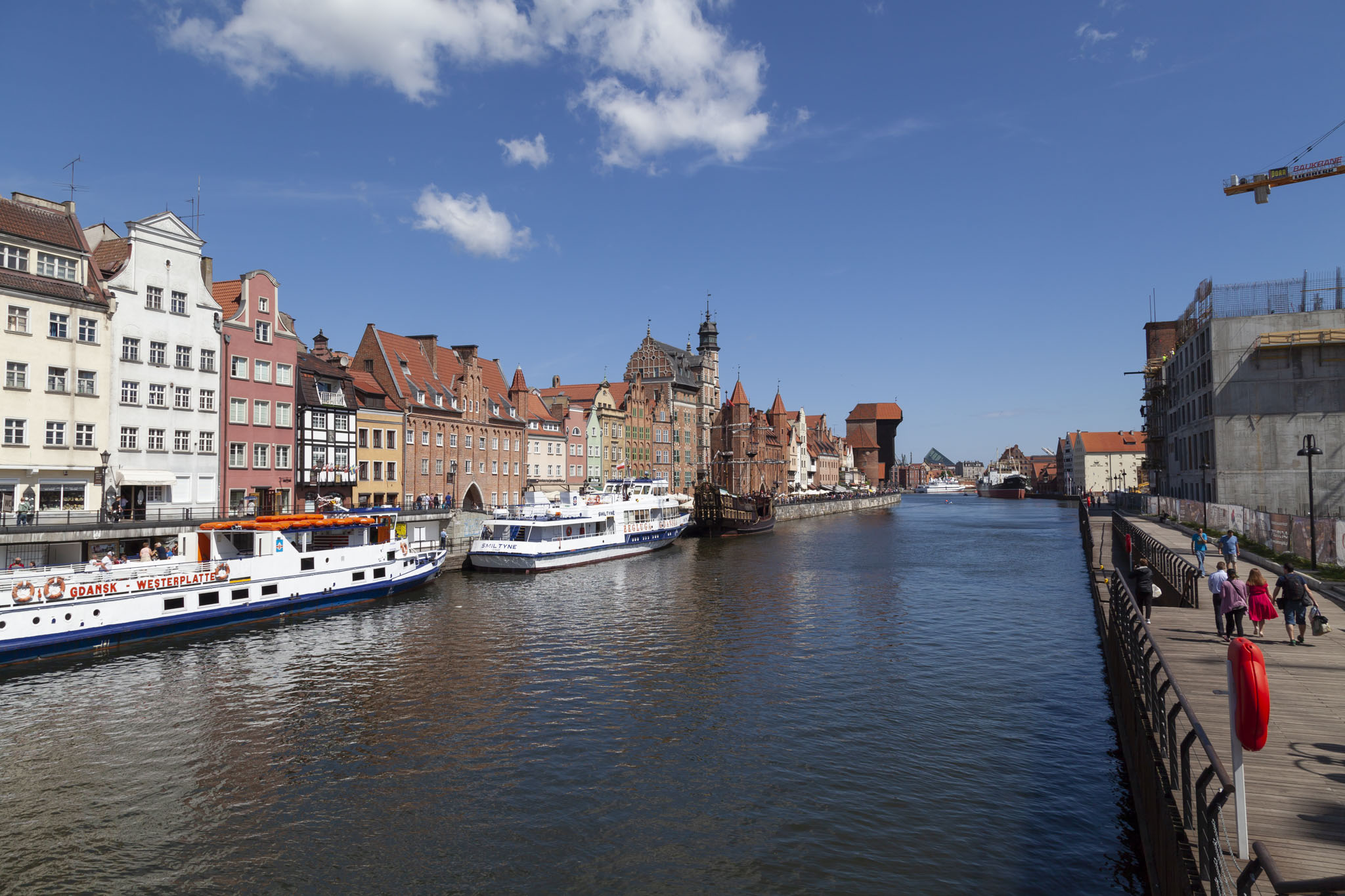 A Walking Tour Of Gdańsk, Poland | neOnbubble