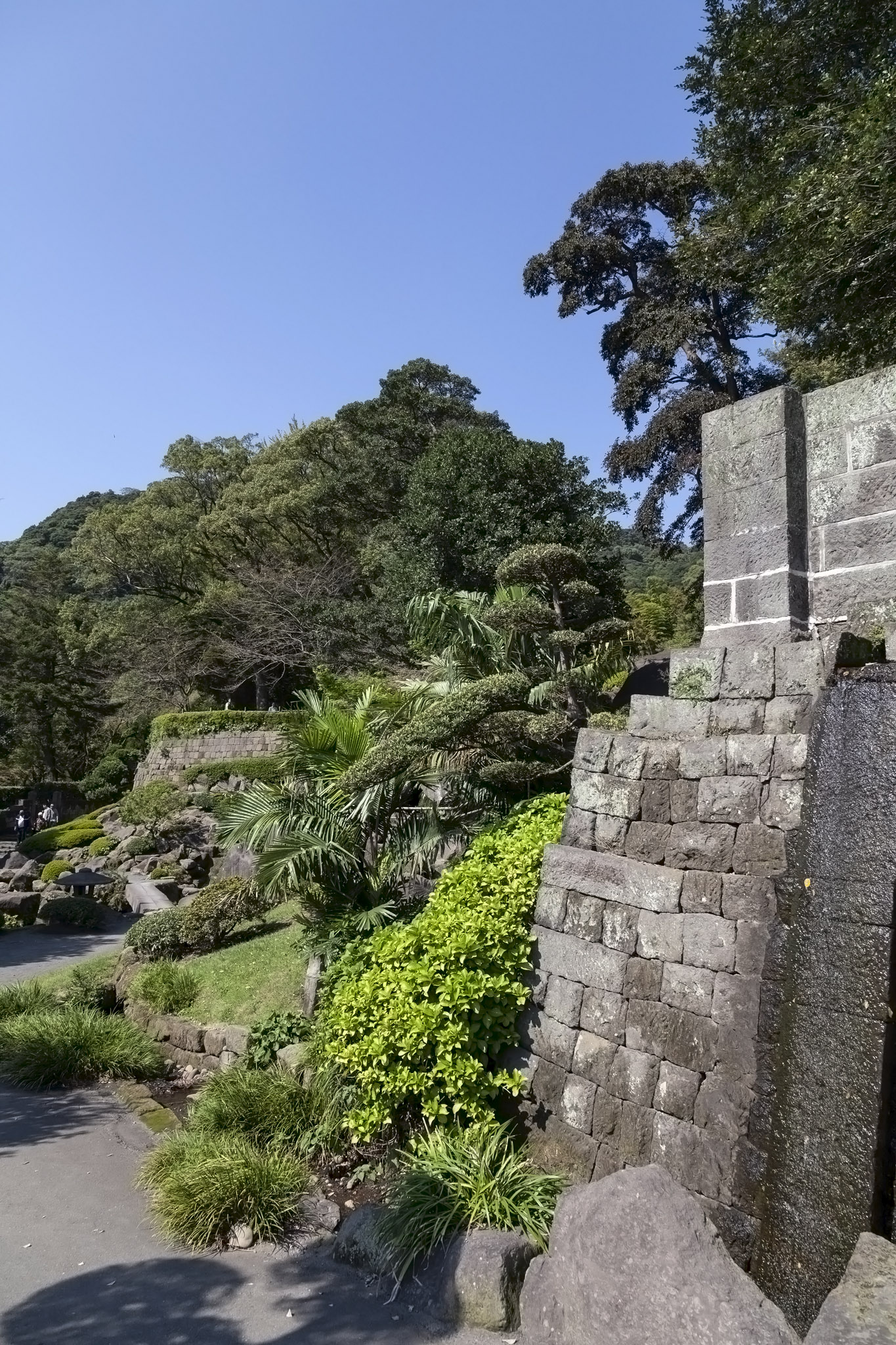 Sengan-en Garden, Kagoshima, Japan | neOnbubble