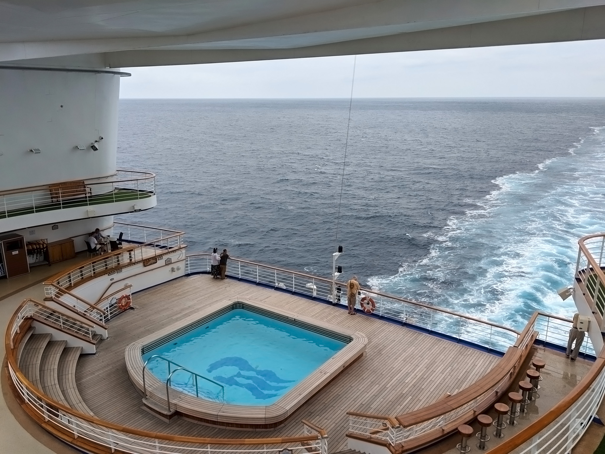 Sea Days And Sabatini's On Star Princess | neOnbubble