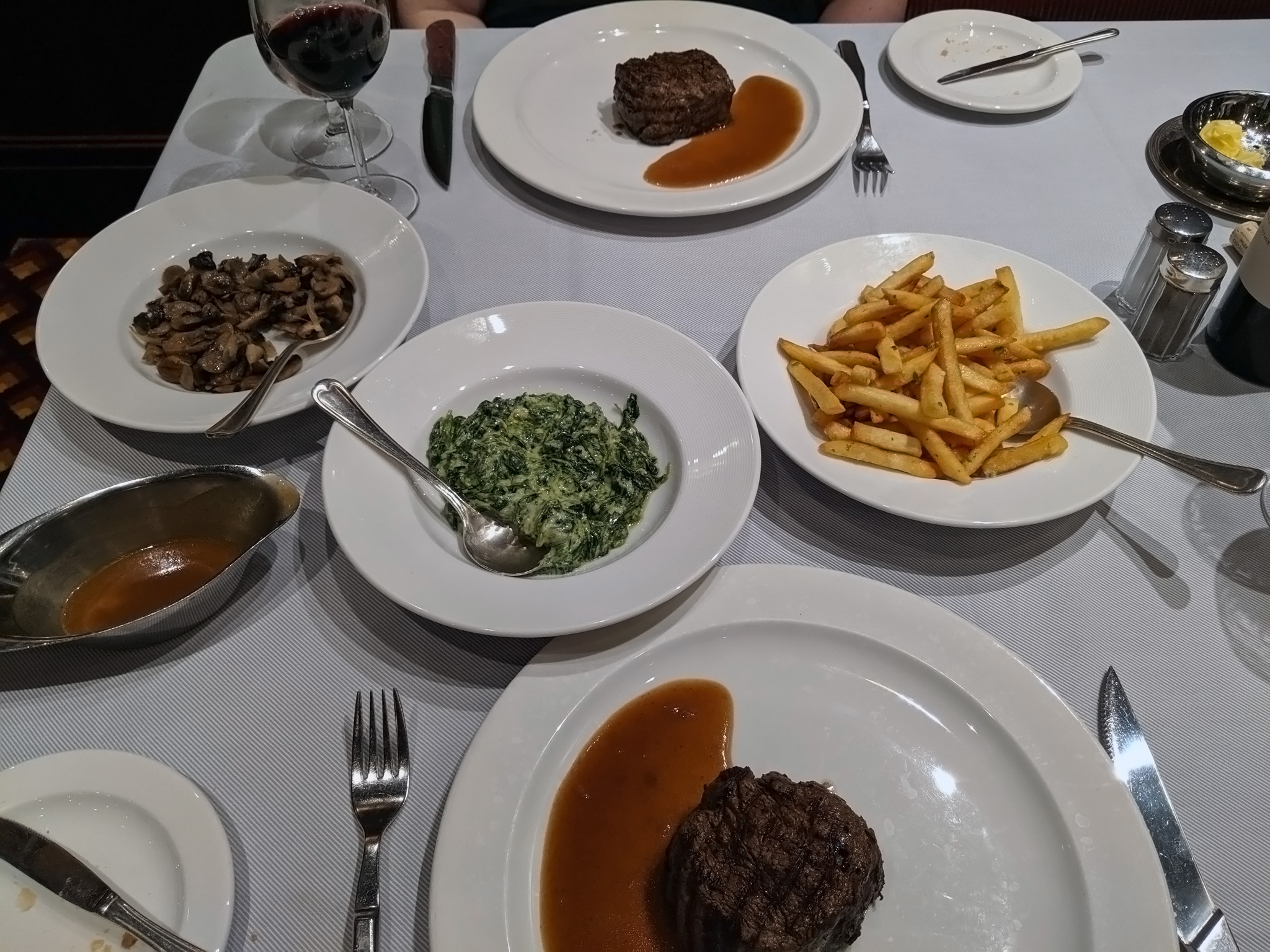 Emerald Princess Sea Day And Dining At Crown Grill | neOnbubble