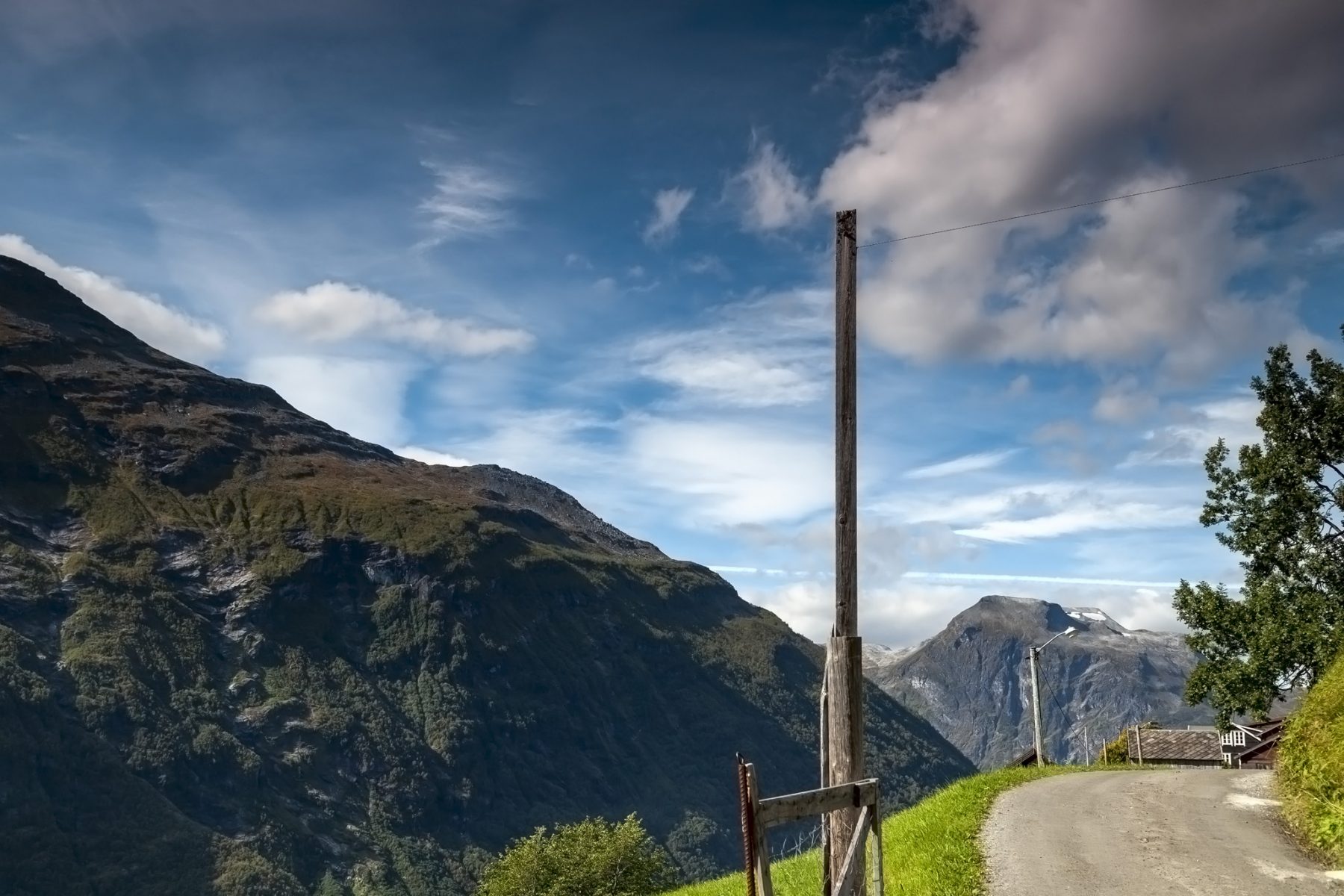 Geiranger Hiking Excursion, Norwegian Fjords | neOnbubble