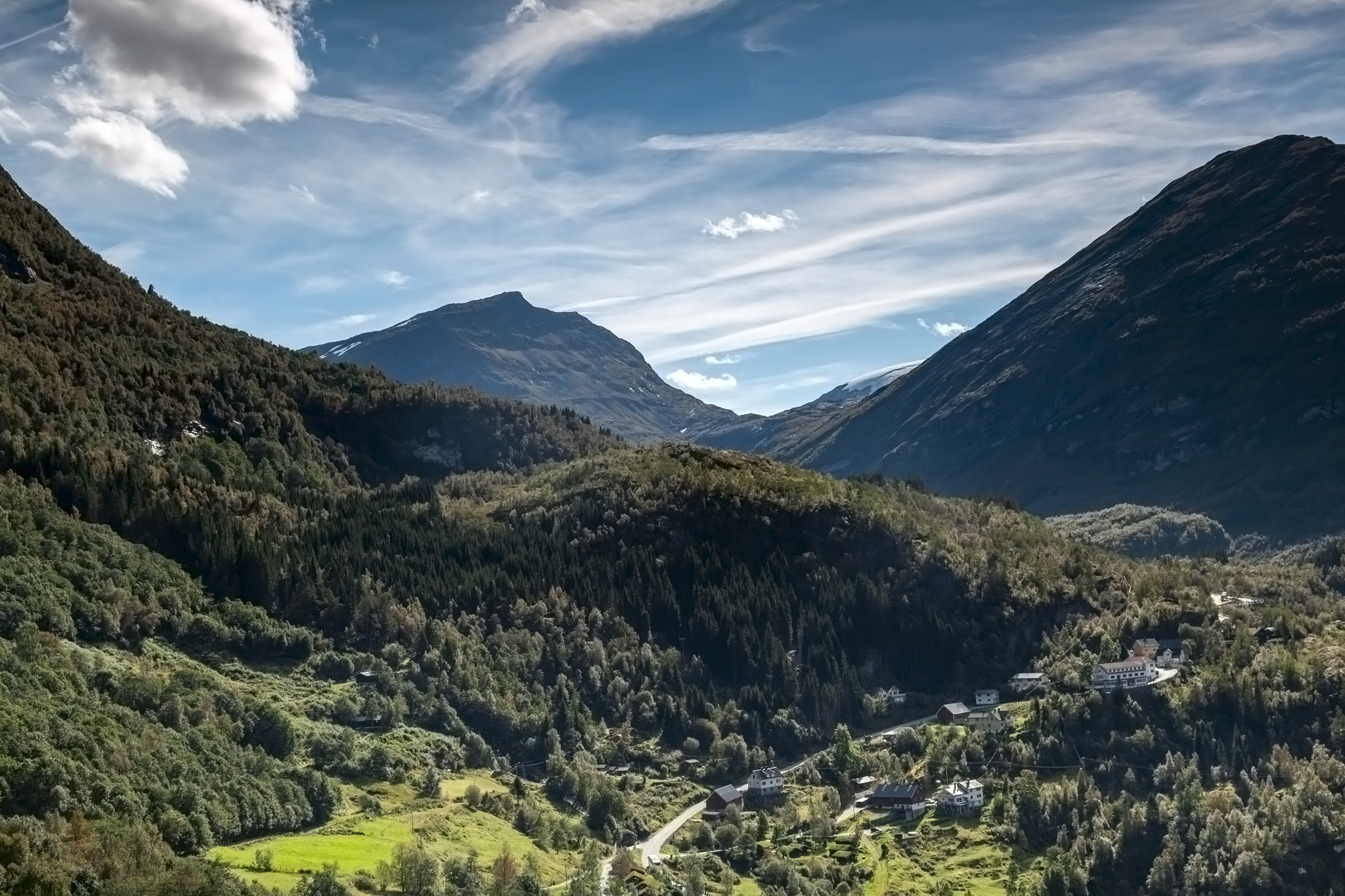 Geiranger Hiking Excursion, Norwegian Fjords | neOnbubble