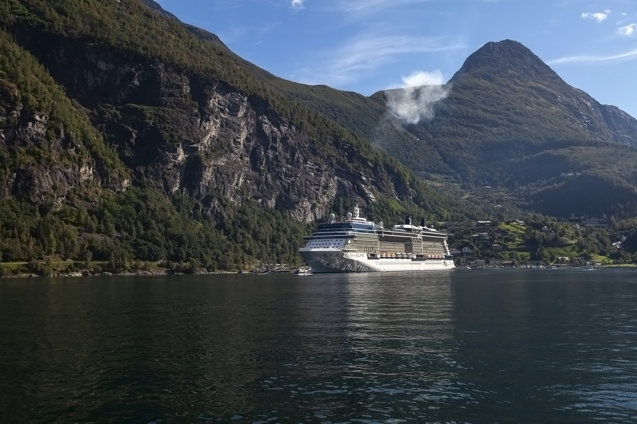 Geiranger Hiking Excursion, Norwegian Fjords | neOnbubble
