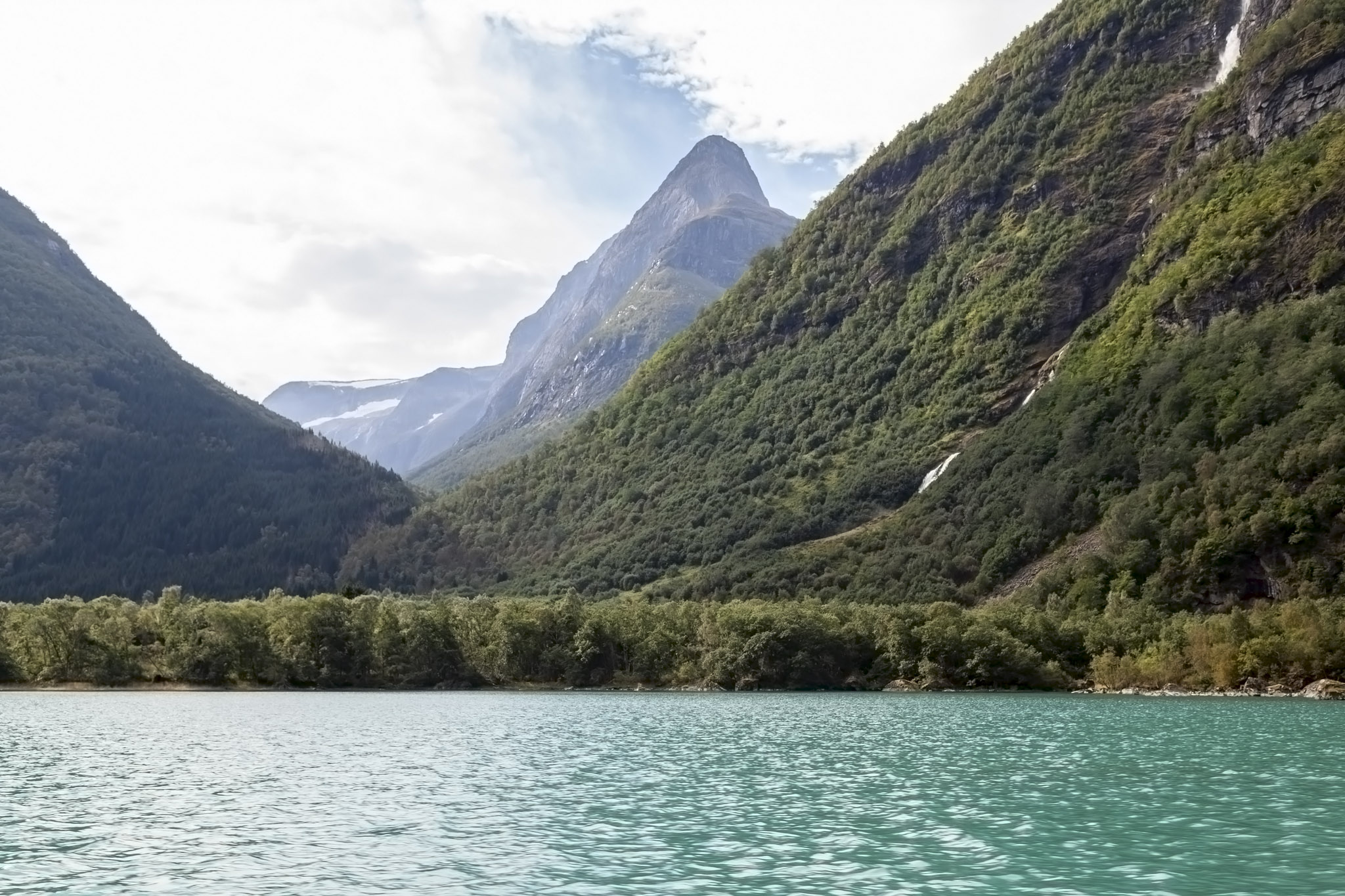 Lovatnet Lake And Kjenndal Glacier Excursion | neOnbubble