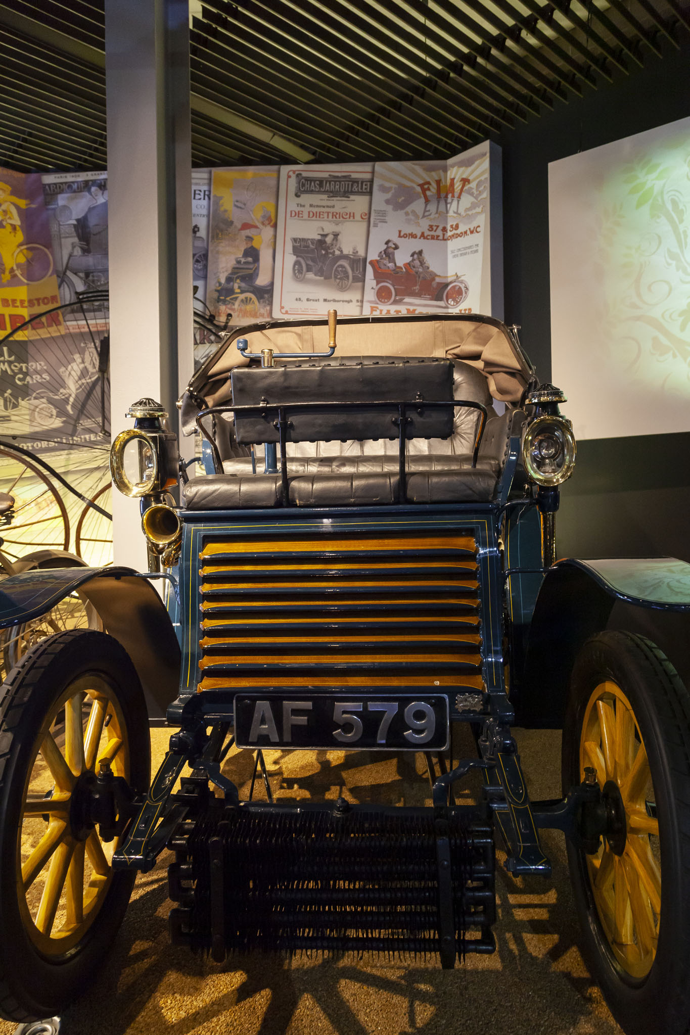 Beaulieu National Motor Museum In September | neOnbubble