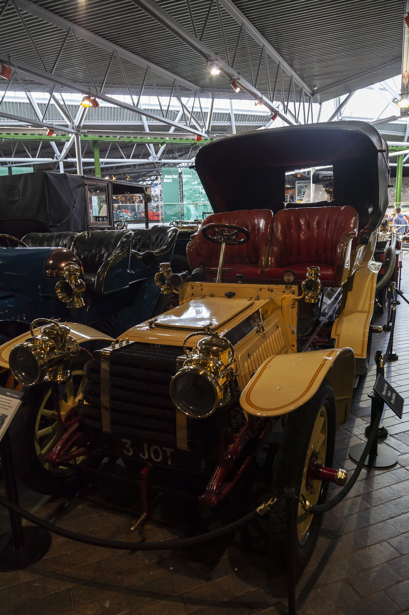 Beaulieu National Motor Museum In September | neOnbubble