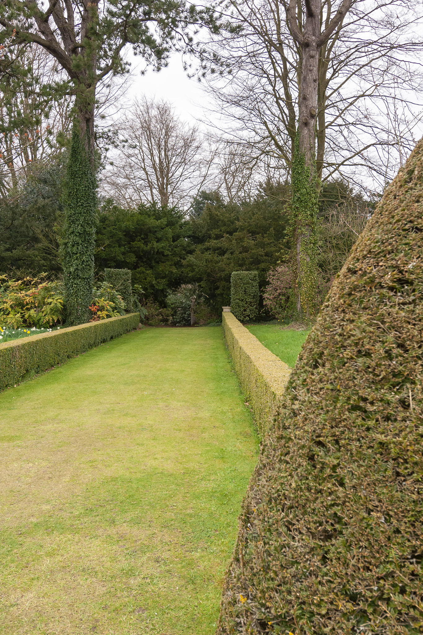 The Gardens At Hinton Ampner | neOnbubble
